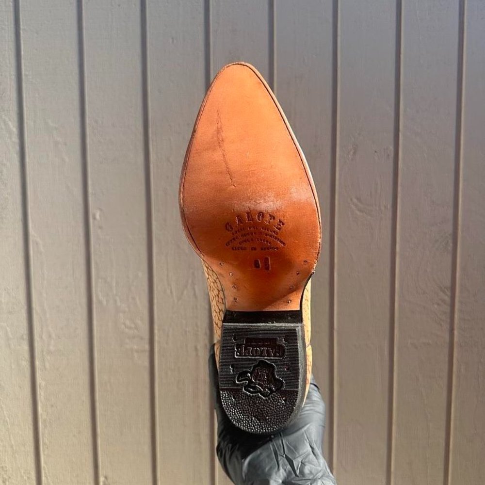 #74 Bull Neck Design Western Boot - Galope Boots - Gem